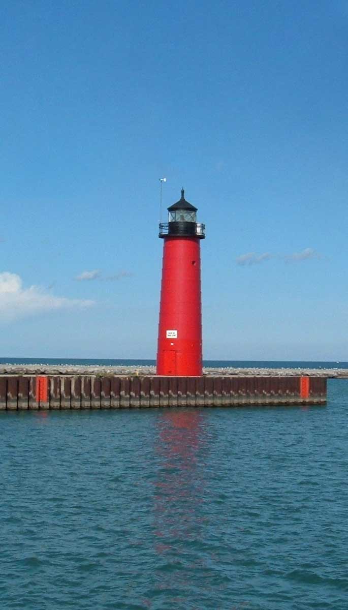 Kenosha North Pierhead Light WI Shipwrecks Kenosha North Pierhead Light WI Shipwrecks